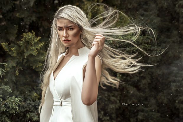 Feli Donose s-a transformat în Printesa Khaleesi din Urzeala tronurilor ...